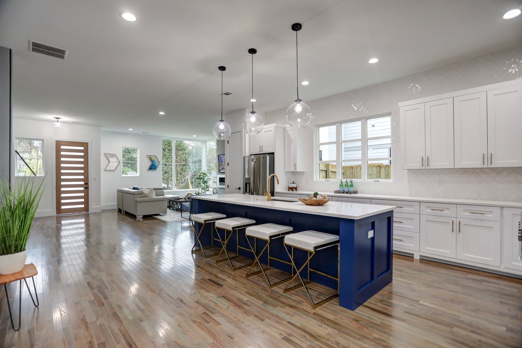 Windowcrafters 900 Series: Custom Vinyl Windows